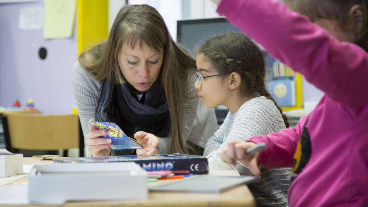 Dédoublement classe de lecture en CP - Ecole Mère Teresa Roubaix